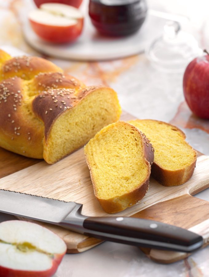 All About Challah: The Traditional Shabbat & Jewish Holiday Bread - The ...