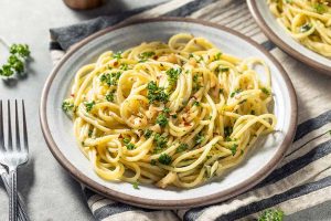 Spaghetti Aglio e Olio (Garlic & Olive Oil) - The Vegan Atlas