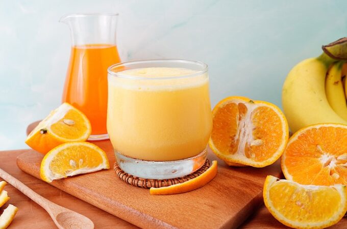 5 Easy Maca Smoothies (made with Maca Root Powder)